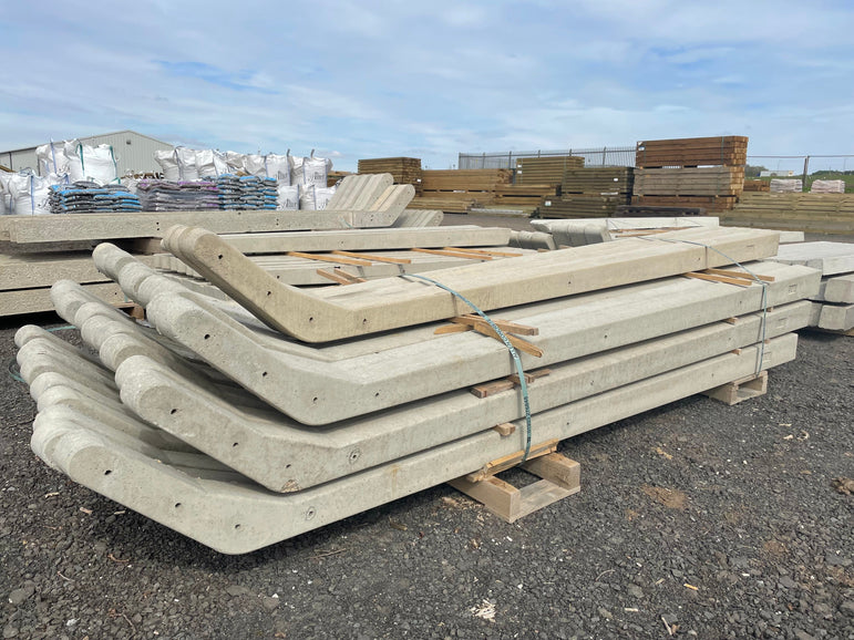 Cranked top intermediate concrete post 3675x125x100 - to suit 8ft chai