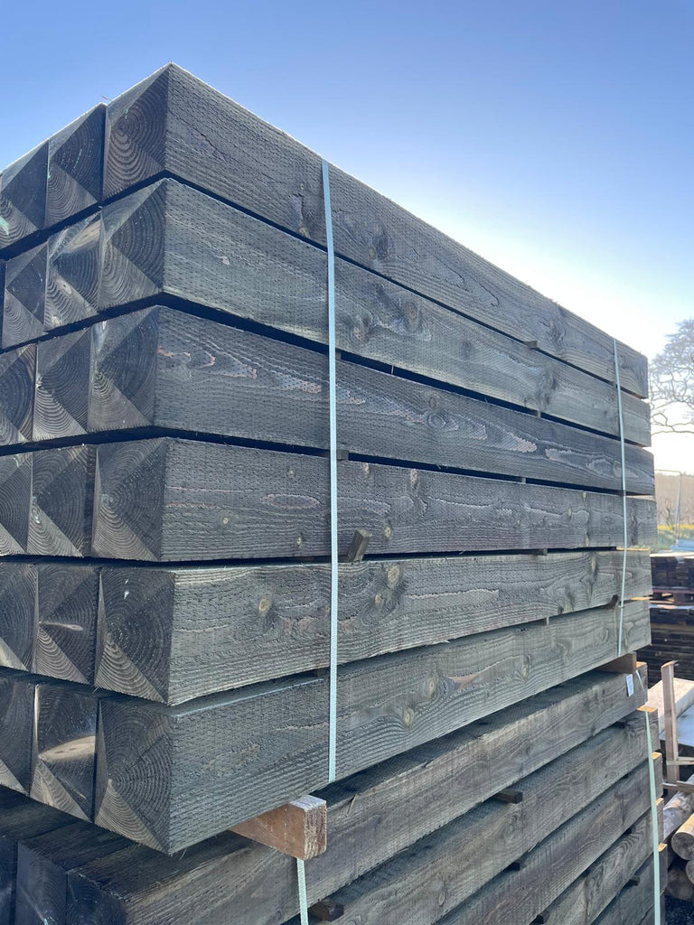 2.4M x 150 x 150 Post (8ft 6 x 6) Post sq c/w PYRAMID TOP HCD 30 years