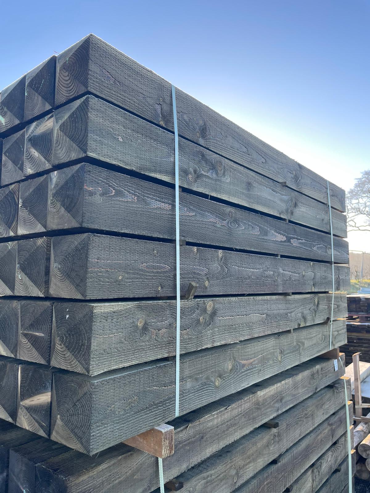 2.4M x 150 x 150 Post (8ft 6 x 6) Post sq c/w PYRAMID TOP HCD 30 years